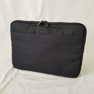 Bags | Nwot Padded Waterresistant Laptop Computer Carrying Case With ...